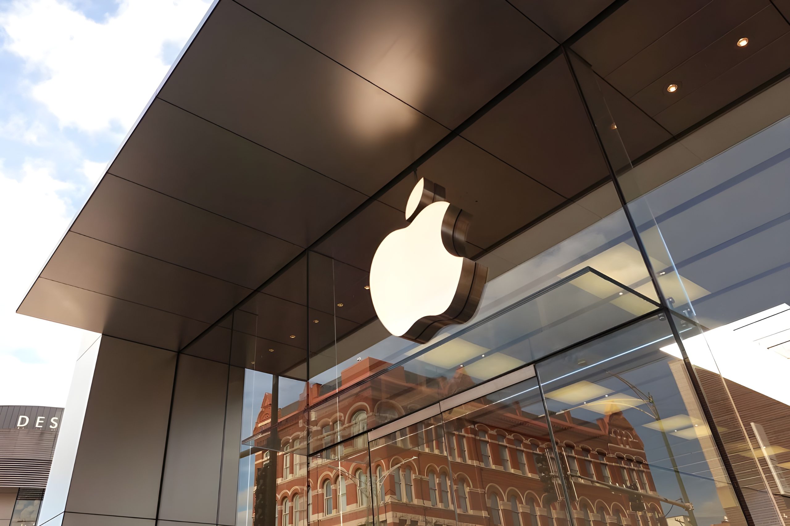 Goldman Sachs: iPhone Talebi ve App Store Avantajı Riskte - Techolay